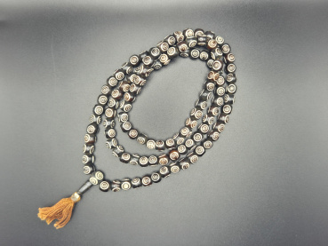 Mandala Mala-Gebetskette aus Knochen | 108+1 Perlen | ca. 8mm | mein ...